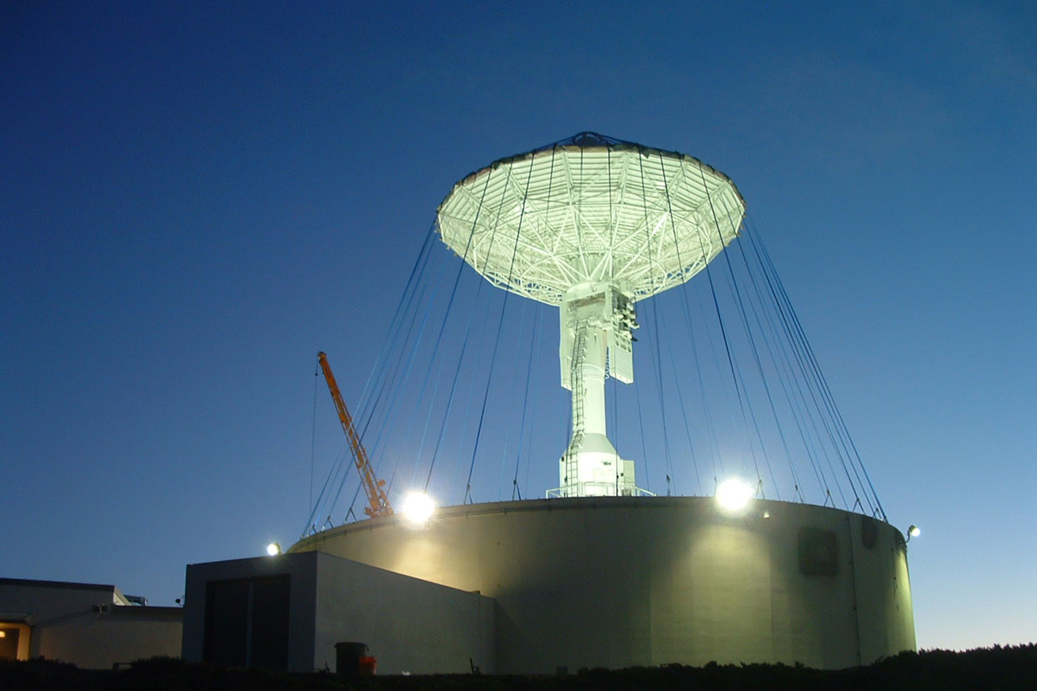 Tracking Station Antenna Installation - MNS